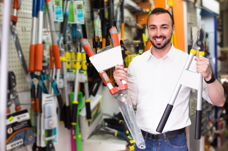 Home Depot has grown to dominate the DIY space over the past 30 years ...
